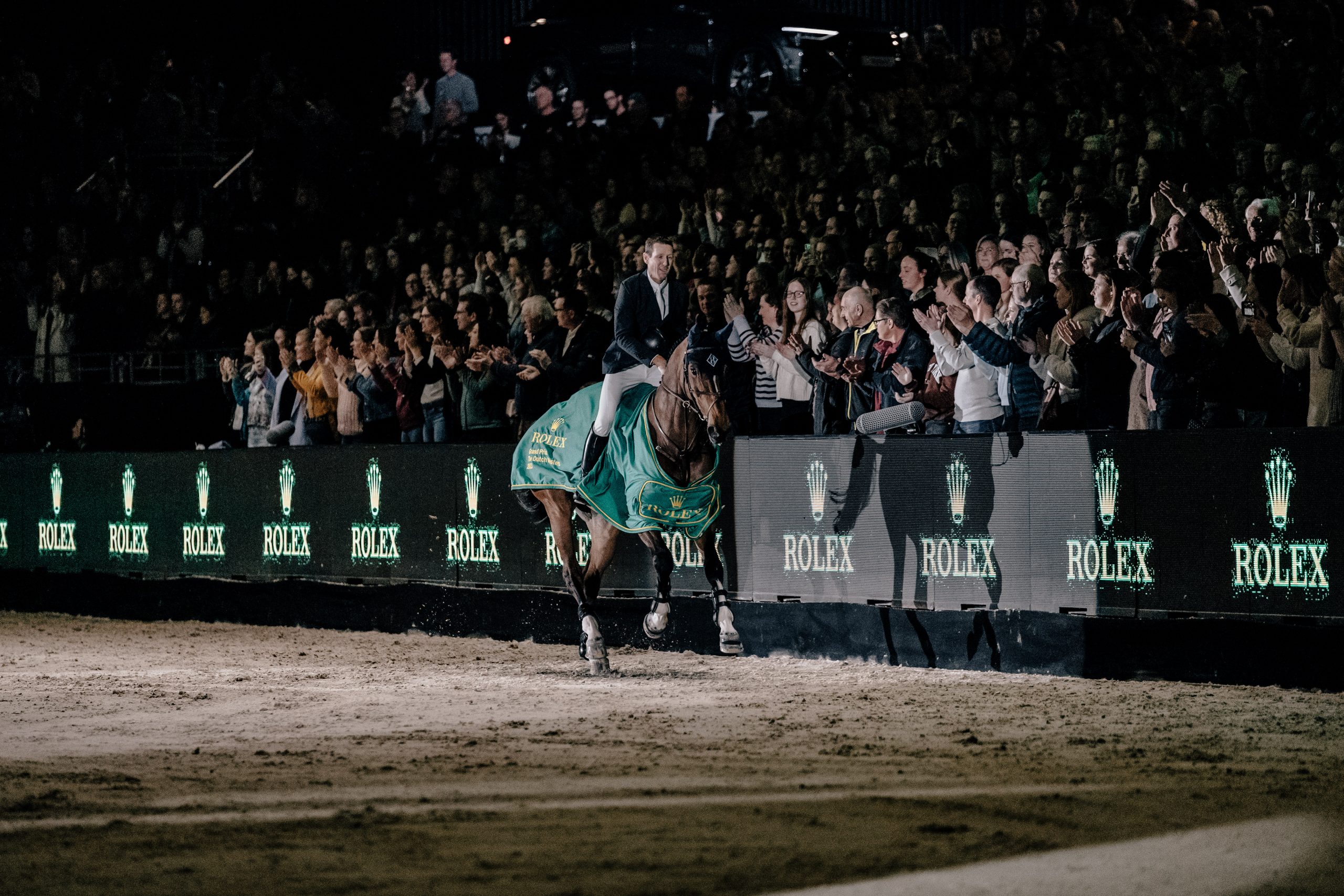 McLain Ward et HH Azur réalisent l’exploit dans le Grand Prix des Dutch ...